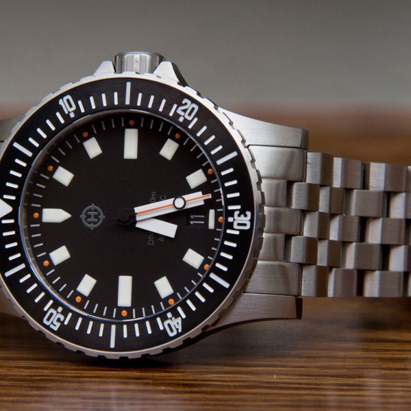 SOLD: Helm Vanuatu | WatchCharts Marketplace