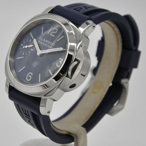 Panerai Luminor Blu Mare 44mm Steel Blue PAM01085 Manual Winding | WatchCharts Marketplace
