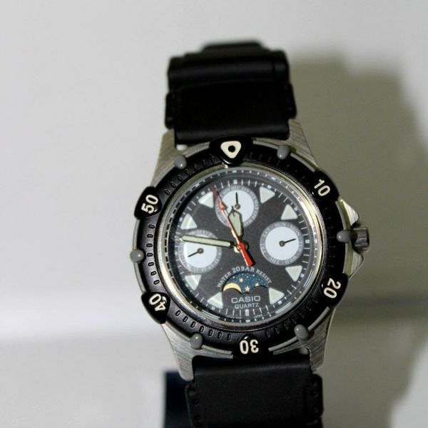 VINTAGE CASIO MD 733 ,MENS,20BAR, MARLIN DIVER,MOON PHASE,,JAPAN ...