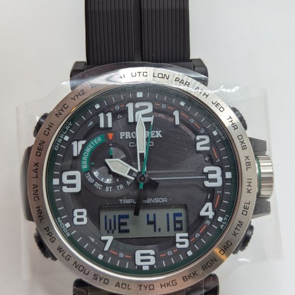 Casio Pro Trek PRG-601-1 Mens Black Silver Analog & Digital Wristwatch | WatchCharts Marketplace