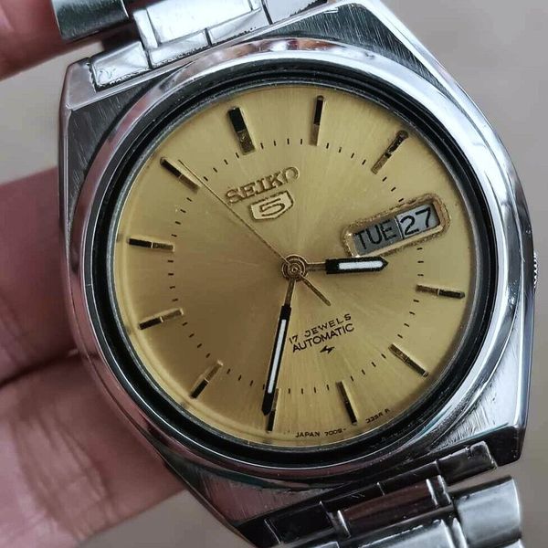 Vintage Seiko 5 automatic 17 jewels Gold dial Cal 7009 Day Date men | WatchCharts Marketplace