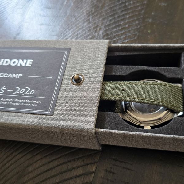 Undone Watch - Automatic Winding - 420 Hemp leaf (Limited Edition ...
