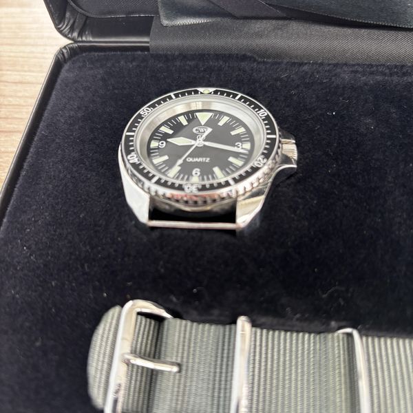 [WTS] CWC RN300 MK2 Polished Diver | WatchCharts Marketplace