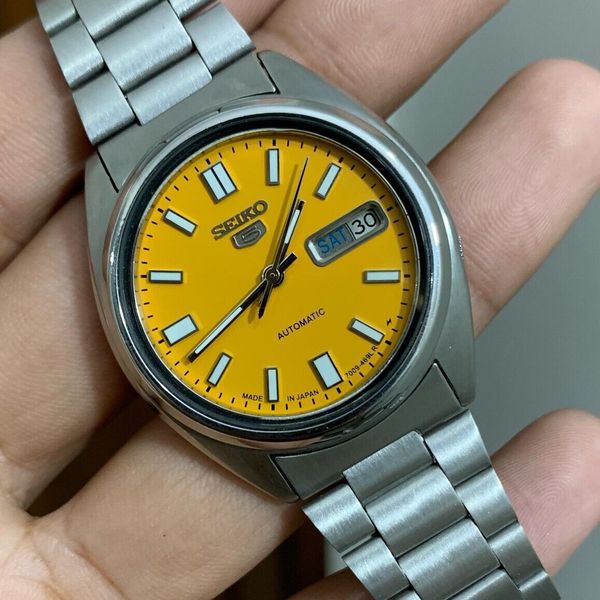 seiko 5 automatic 17 jewels japan made daydate cal.7009 | WatchCharts Marketplace