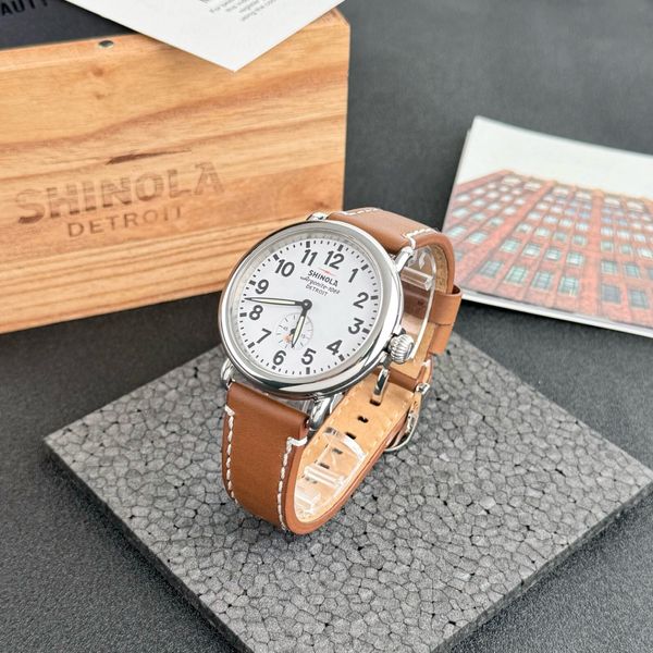 Shinola Classic Runwell 41MM White Dial Leather Strap Men's Quartz ...