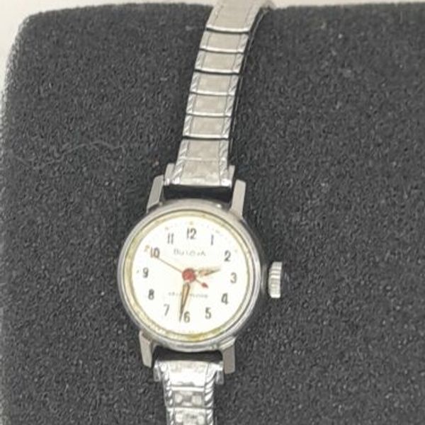 Running Vintage 1966 Bulova M6 Ladies Watch Self Winding Waterproof ...