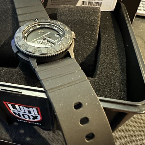 Quantity LUMINOX Koichi Iwaki Falling Bones Luminox Falling Bones | WatchCharts Marketplace