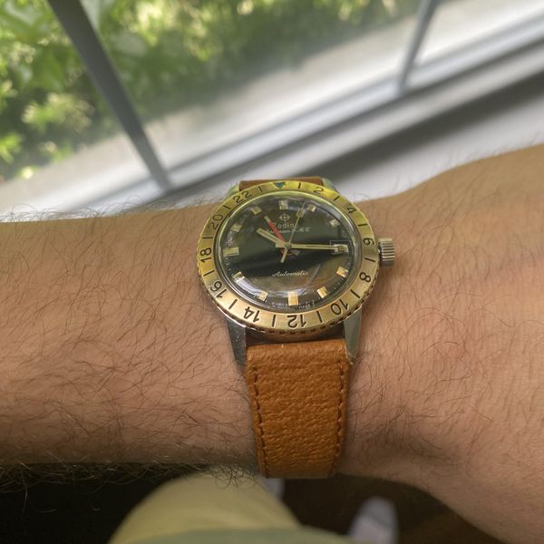 [WTS] Vintage 1960s Zodiac Aerospace GMT - Solid 10kt gold bezel ...