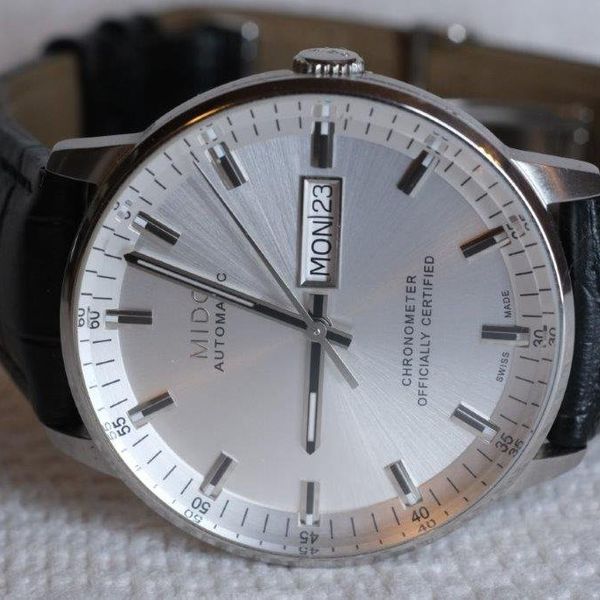 [$350 USD] Mido Commander II Chronometer | WatchCharts Marketplace