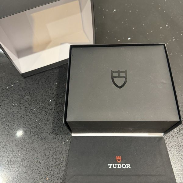 TUDOR Royal 41mm 18ct Gold Automatic Watch Box And Papers 2024 Card ...