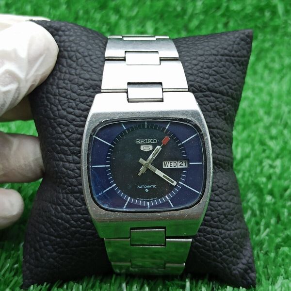 Chess Seiko 5 Watch Vintage & Automatic Made In 70s & Japan TV ...