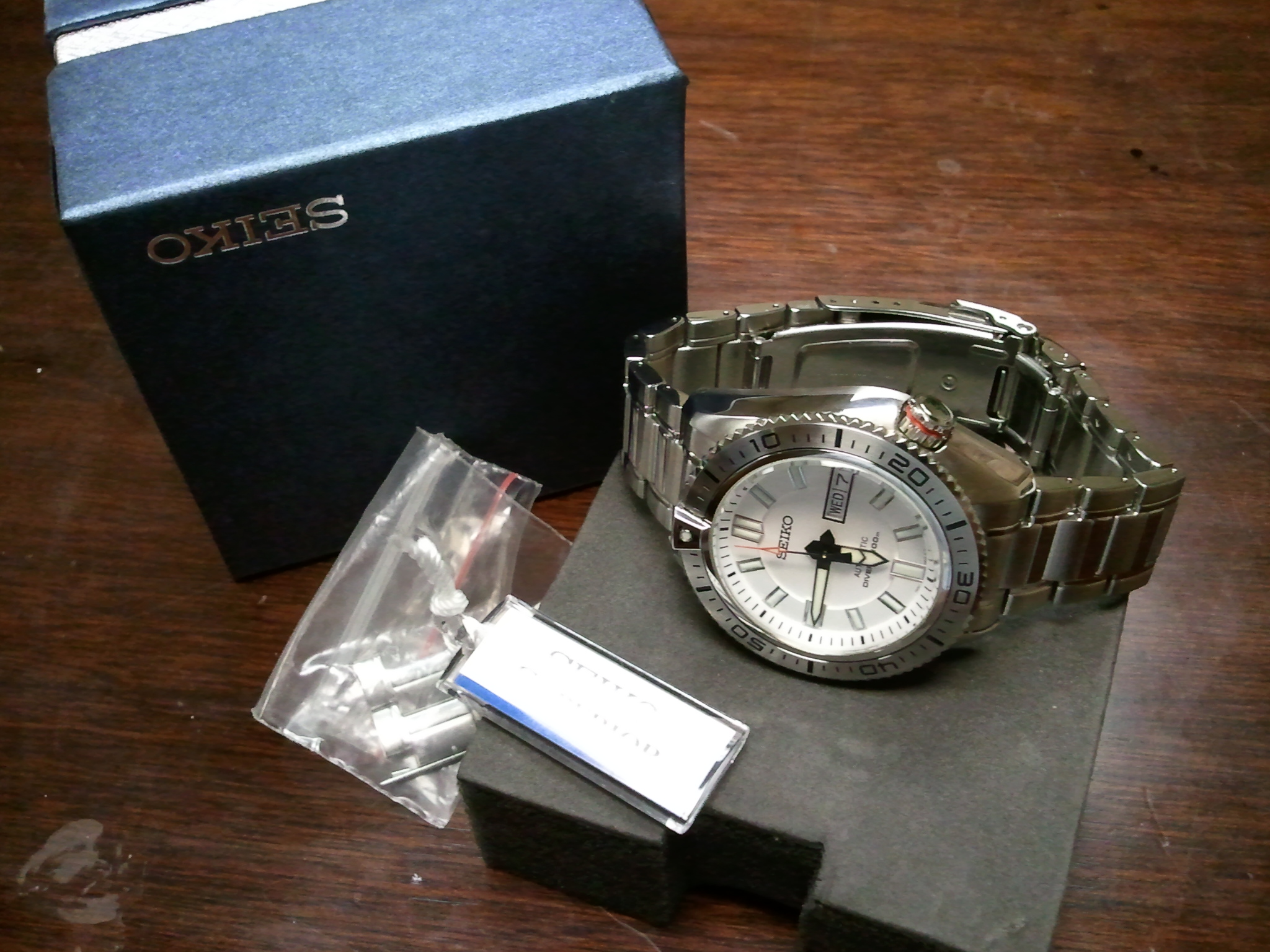 WITHDRAWN Seiko SKZ323K1 Stargate Diver Automatic White Dial | WatchCharts