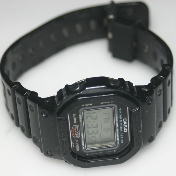 Casio G-Shock DW-5600 (901) Japan Digital VIntage Chrono Light Screw ...