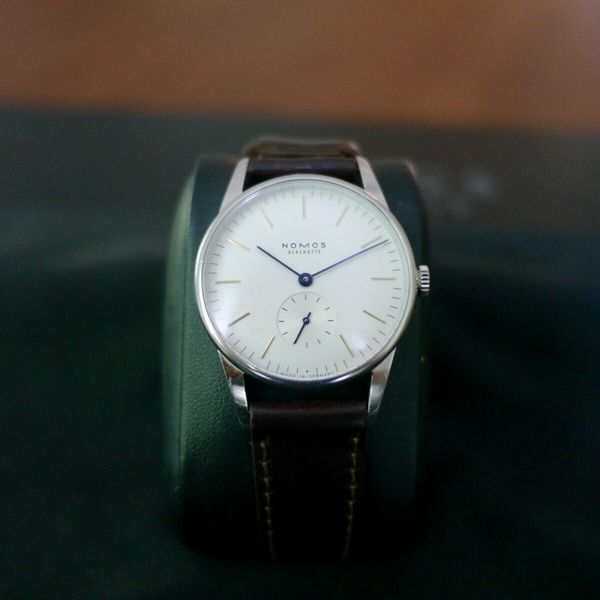 Nomos Orion 35mm w/ exhibition case back (Ref. 309), full kit & great ...