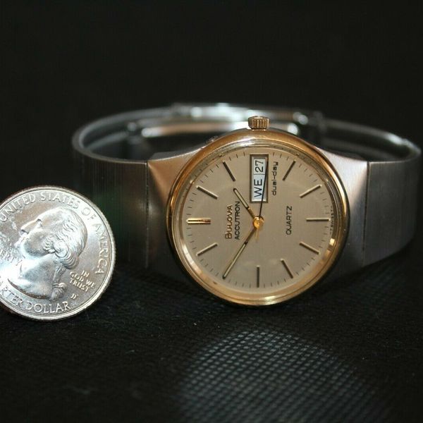 Men's Bulova Accutron N9 Dual-Day Quartz Wrist Watch Vintage Working ...