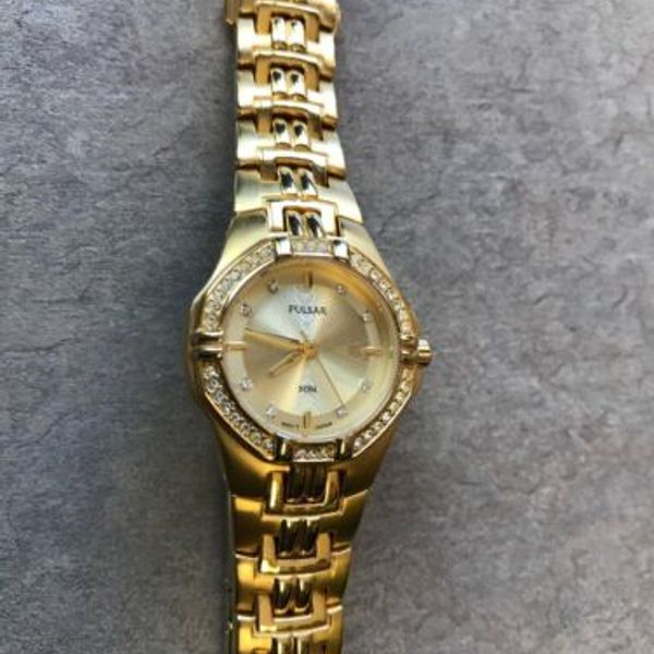 Pulsar Women’s Watch VX51-X416 Gold Tone 50m WR Crystal Accents ...