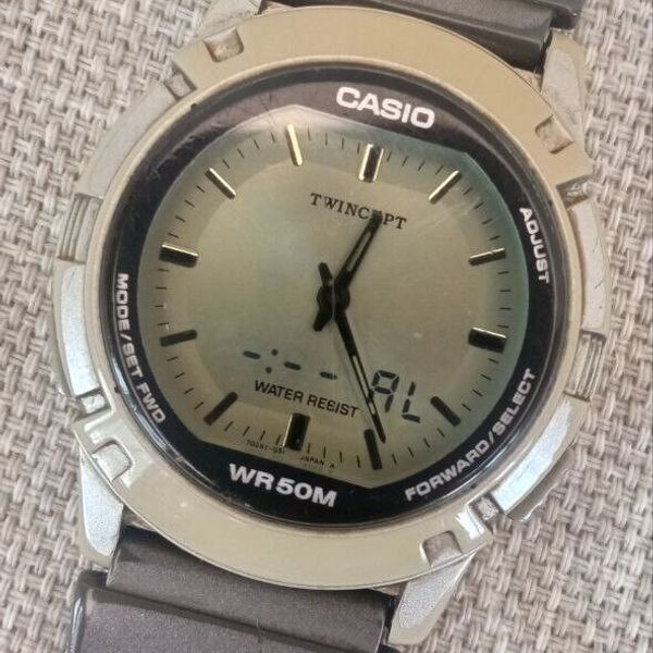 Casio ABX-20 (1349) Twincept Data Bank World Time digital/analogue ...