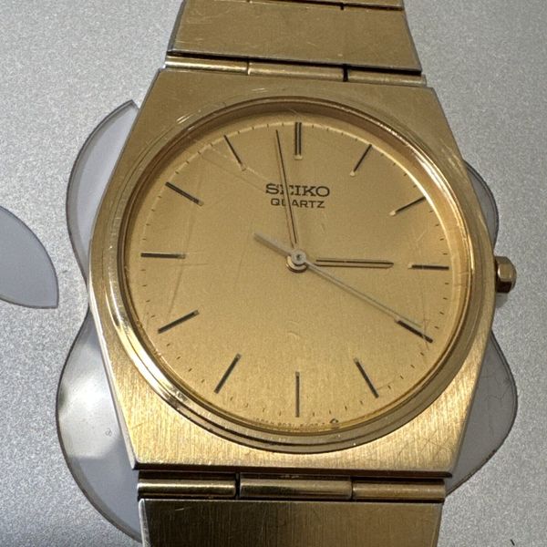 Rare Vintage 30mm Seiko 9021-6009 Ultra Thin Quartz Dress Watch Gold Toned | WatchCharts Marketplace