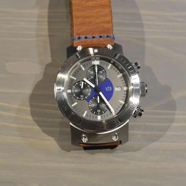 UTS 600M Tricolor Chronograph | WatchCharts Marketplace