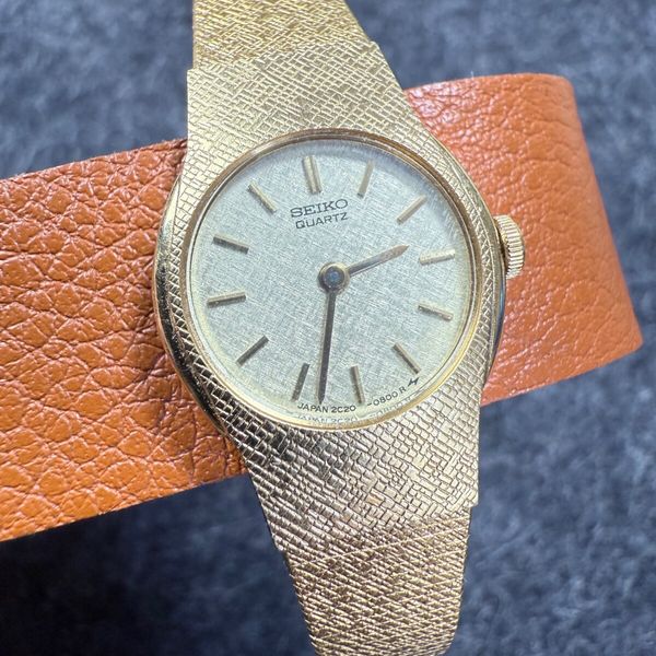 Vintage Women's Seiko Gold Tone Watch 2C20-0149 - New Battery | WatchCharts Marketplace