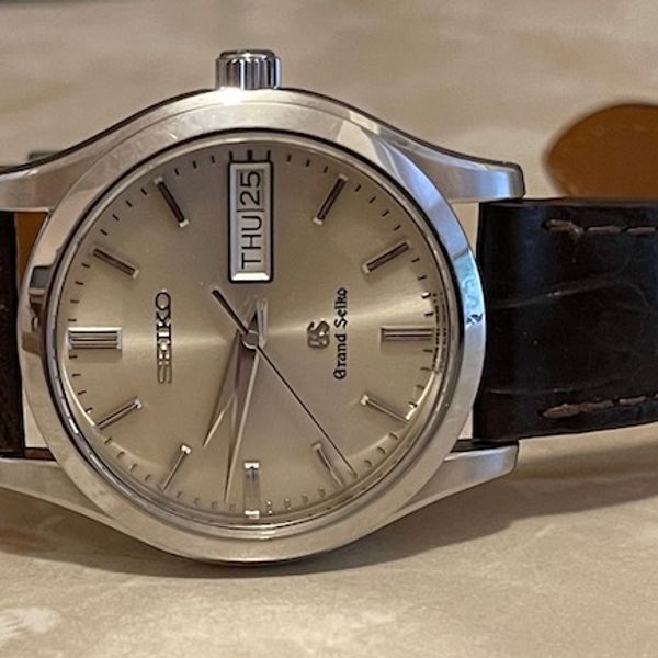 Grand Seiko SBGT015 9F83- 37mm | WatchCharts