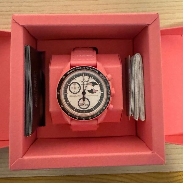 Orologio Swatch X Omega Mission To The Pink Moon Phase | WatchCharts ...