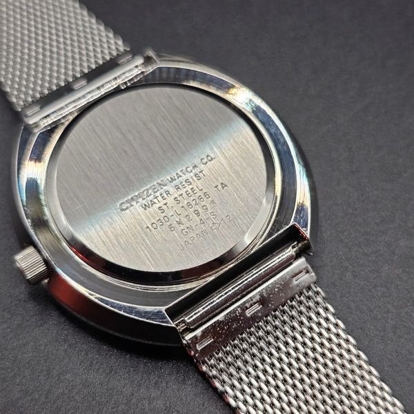 Citizen Independent 1481010 - JDM Quartz, Red Dial | WatchCharts ...