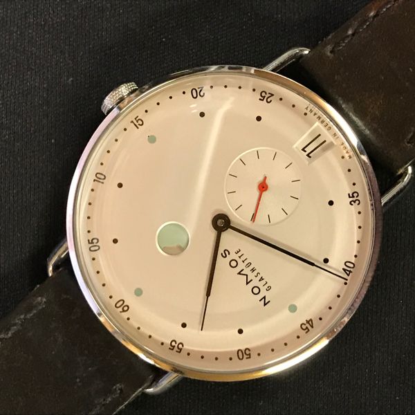 Nomos Metro Datum Gangreserve In House Swing System with extras ...