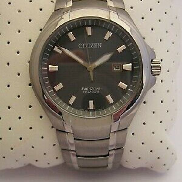 CITIZEN ECO DRIVE TITANIUM WATCH MENS E111 R009893 BLACK DIAL BRACELET ...