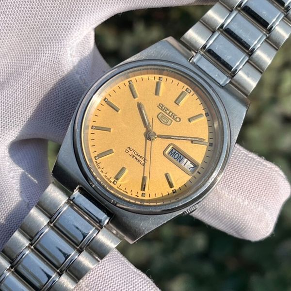 Vintage Seiko 5 Automatic yellow Golden Dial SKXM21 Japan Men's Watch 7009-3130 | WatchCharts ...