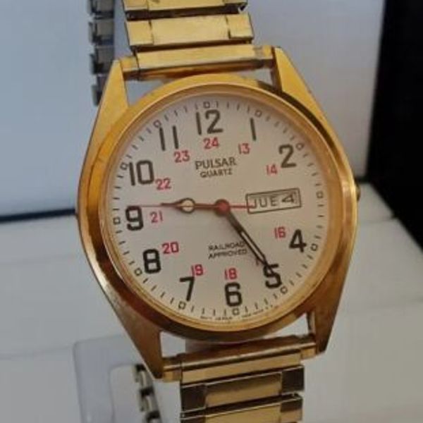 Vintage PULSAR Railroad Approved Men's Gold Tone Watch V533-9A00 ...