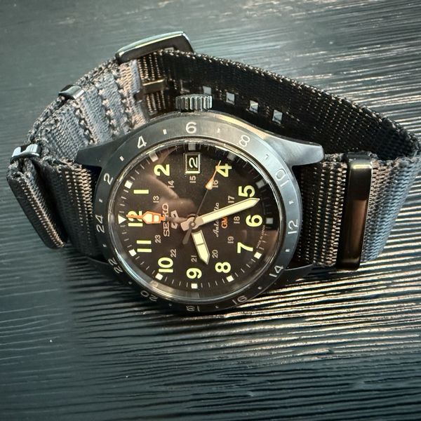 Seiko 5 Sports Field GMT Automatic Black Dial Leather Strap Men's Watch ...