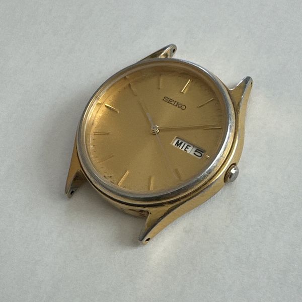 Vintage Men's Seiko 7N43-8A99 Gold Tone Quartz Day Date Watch New Battery | WatchCharts Marketplace
