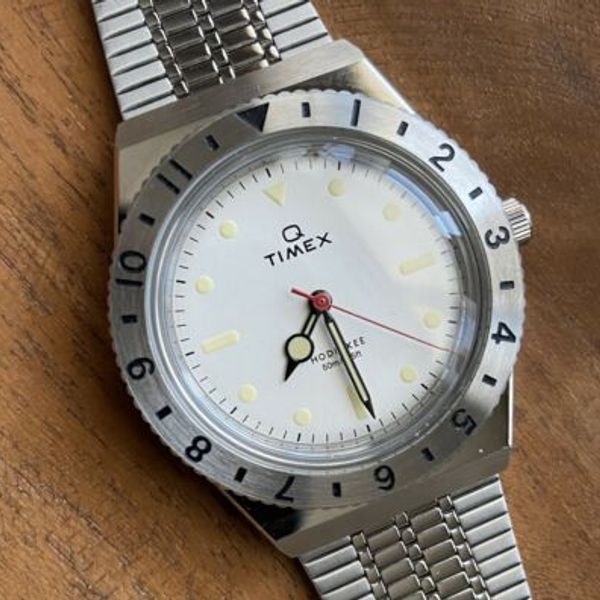 Hodinkee X Timex Limited Edition Sports Watch MINT Full Kit | WatchCharts