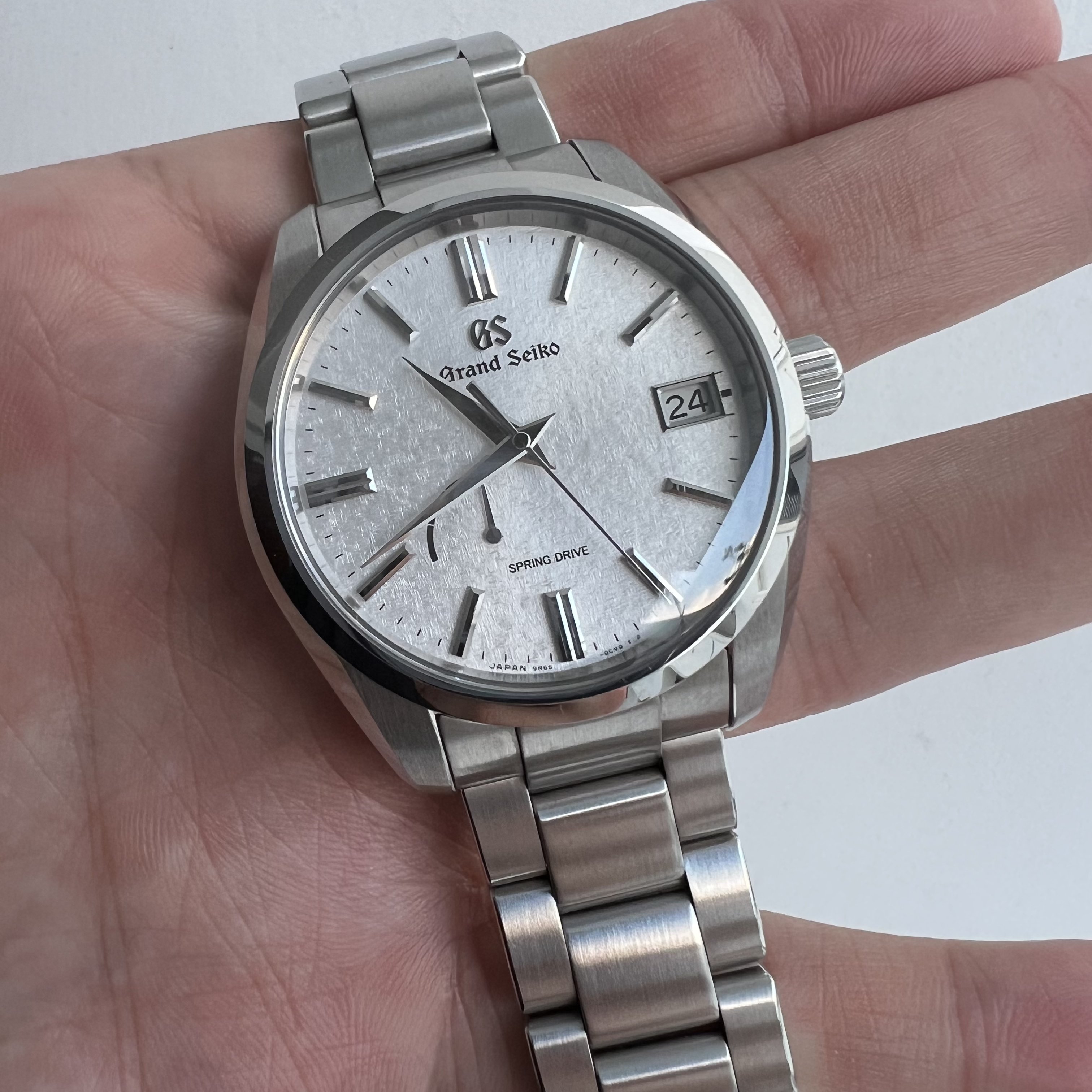 WTS LNIB Grand Seiko Morning Frost Baby SnowFlake Spring Drive SBGA465 ...