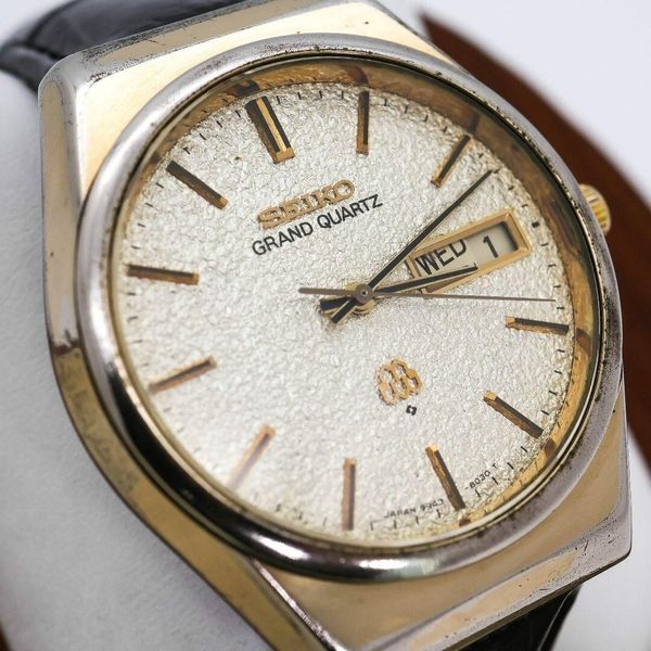 SEIKO Grand Quartz 9943-8020 Gold Dial Day-Date Vintage Watch New Battery 1980s | WatchCharts ...