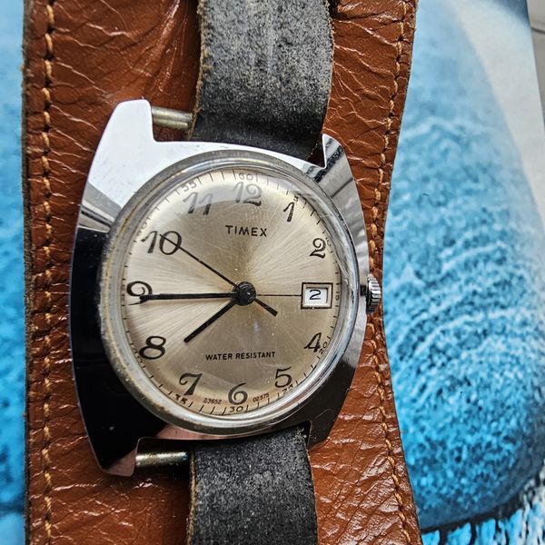 Vintage Timex Calendar Hand-Winding Men's Watch | WatchCharts Marketplace