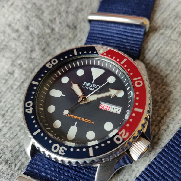 [WTS] Seiko SKX009 Pepsi diver on navy NATO, comes with OEM rubber ...