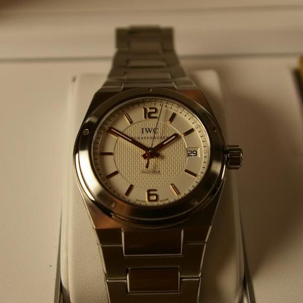 FS: IWC Ingenieur 3228, 40mm/in-house 80111/serviced MINT | WatchCharts