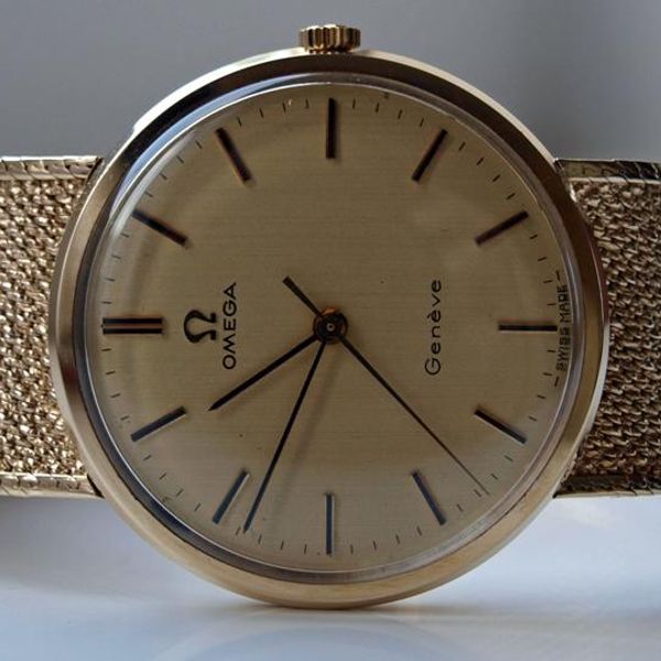 FS Vintage Omega 9K Gold Manual Cal 601 Geneve Watch Circa 1970's ...