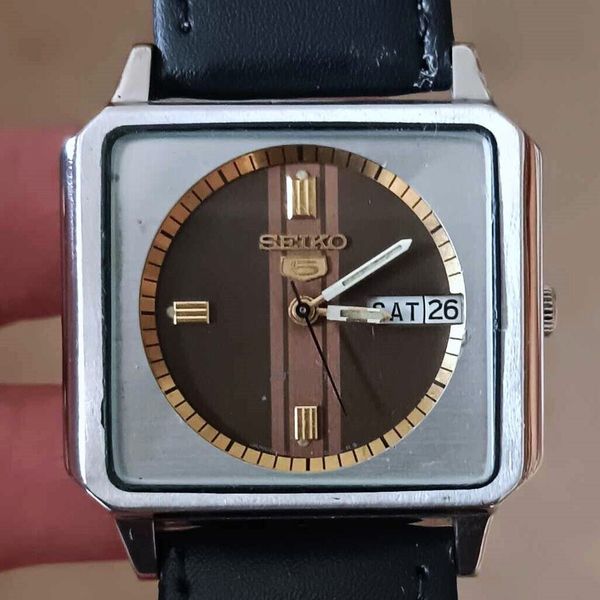 Vintage Seiko 5 automatic Square shape Black dial Cal 6309-5680 Day ...