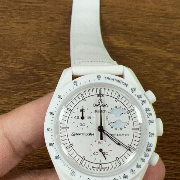 OMEGA x Swatch Mission to The Moonphase Moonswatch Bioceramic White ...