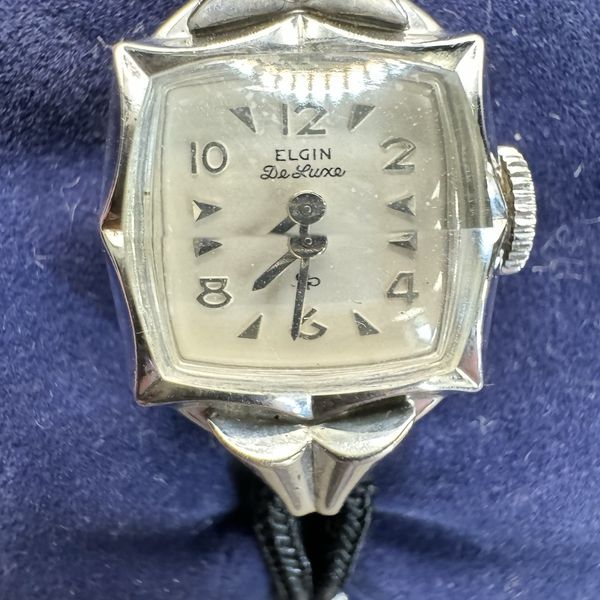 Vintage Elgin De Luxe 17 Jewel Womenâ s Wrist Watch New Old Stock | WatchCharts Marketplace