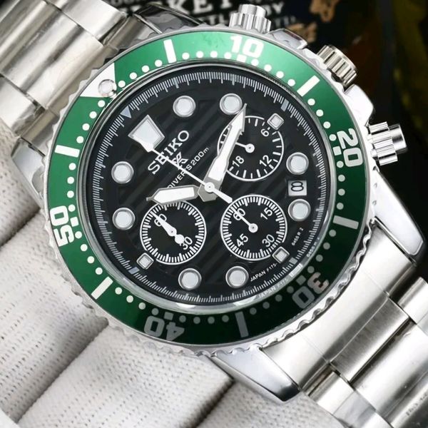 SEIKO PROSPEX/SSC615P1/ DIVERES 200M/CHRONOGRAPH/0RIGINAL BOX/ALL DIALS ...