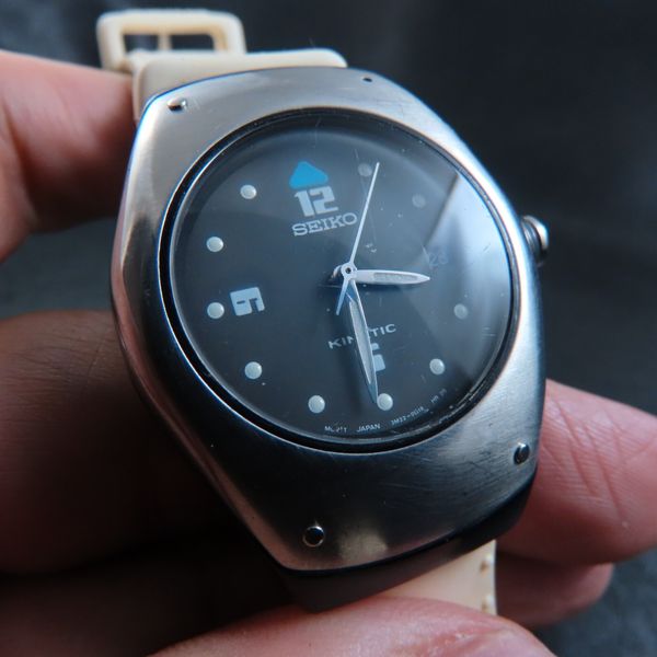 3M22 Japan Seiko Kinetic Quartz Unisex Watch | WatchCharts Marketplace