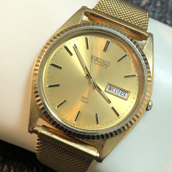 Vintage Seiko SQ Mens Dress Watch Gold Tone 5Y23 Day/Date Sunburst Dial New Bat | WatchCharts ...