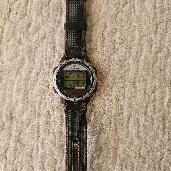 VTG Timex Expedition Men 100m Digital Indiglo Compass Alarm Chrono NEW ...