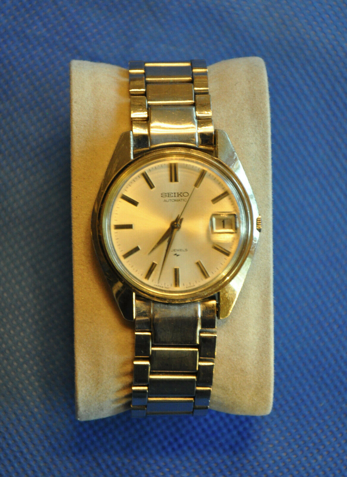 Seiko Men's 7005-8000 Automatic Watch (White Dial) | WatchCharts