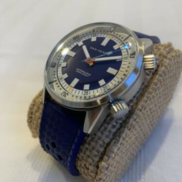 dan henry watch 1970 40mm automatic | WatchCharts Marketplace