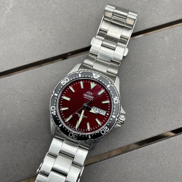 Orient Kamasu red dial | WatchCharts Marketplace